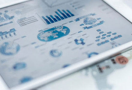 Crucial Data & Analytics | Simplifying the complex